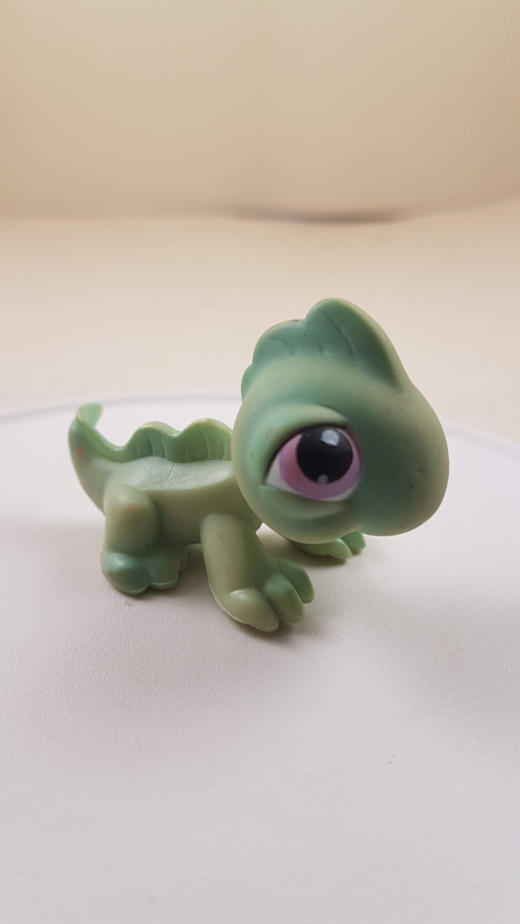 2004 Littlest Pet Shop LPS green Lizard Iguana Pink/purple Eyes 374 Red ...