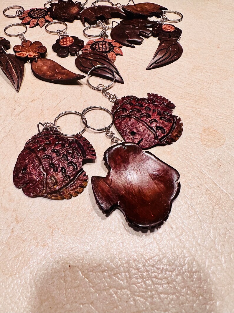 Coconut Shell Key Chains, Leaf and Flower Key Chain, Sunflower Key ...