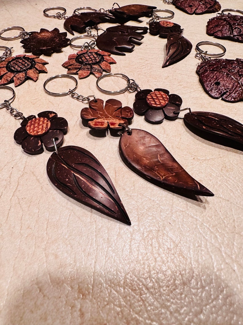 Coconut Shell Key Chains, Leaf and Flower Key Chain, Sunflower Key ...