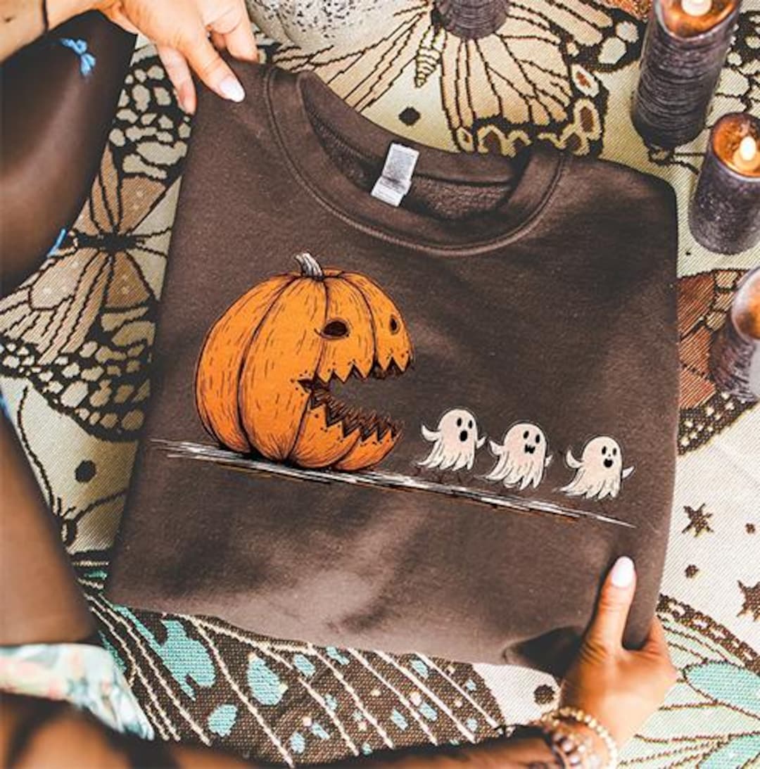Pumpkin Chasing Ghosts PNG, Spooky Halloween Design (digital Download ...