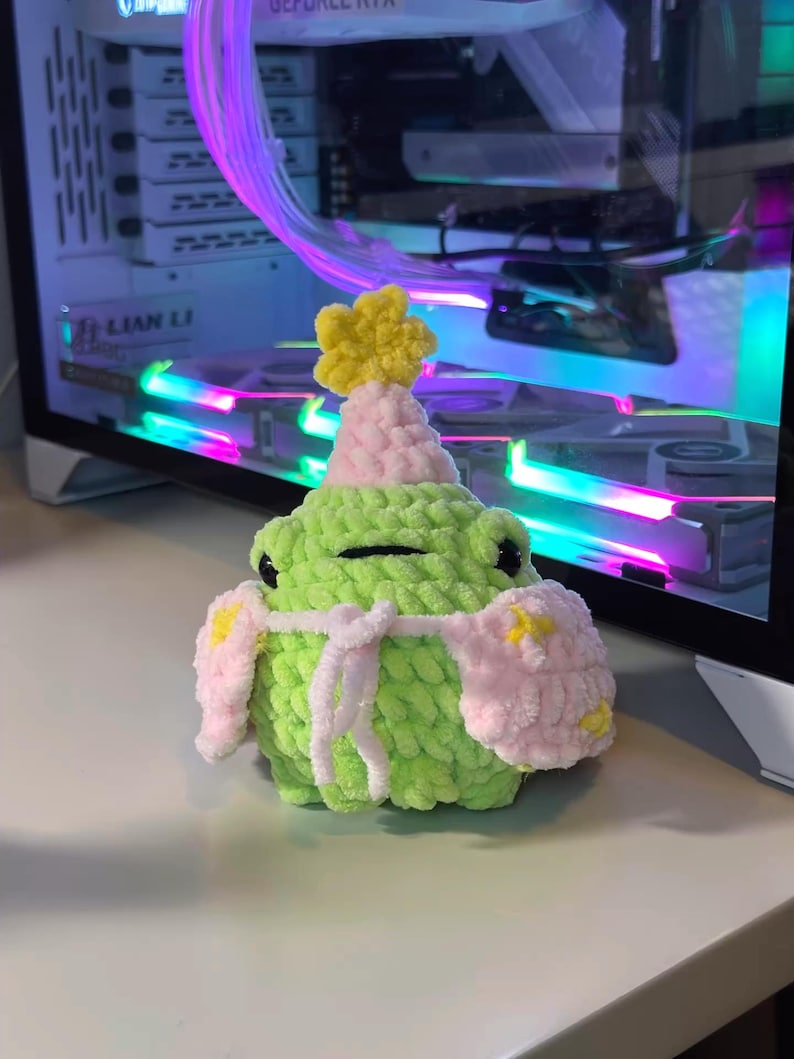 Froggy Plushie Pink Wizard Frog Amigurumi Wizard Frog Crochet Handmade ...