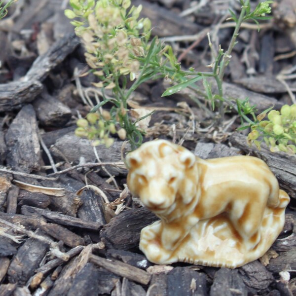 Rare Wade Figurines - Etsy