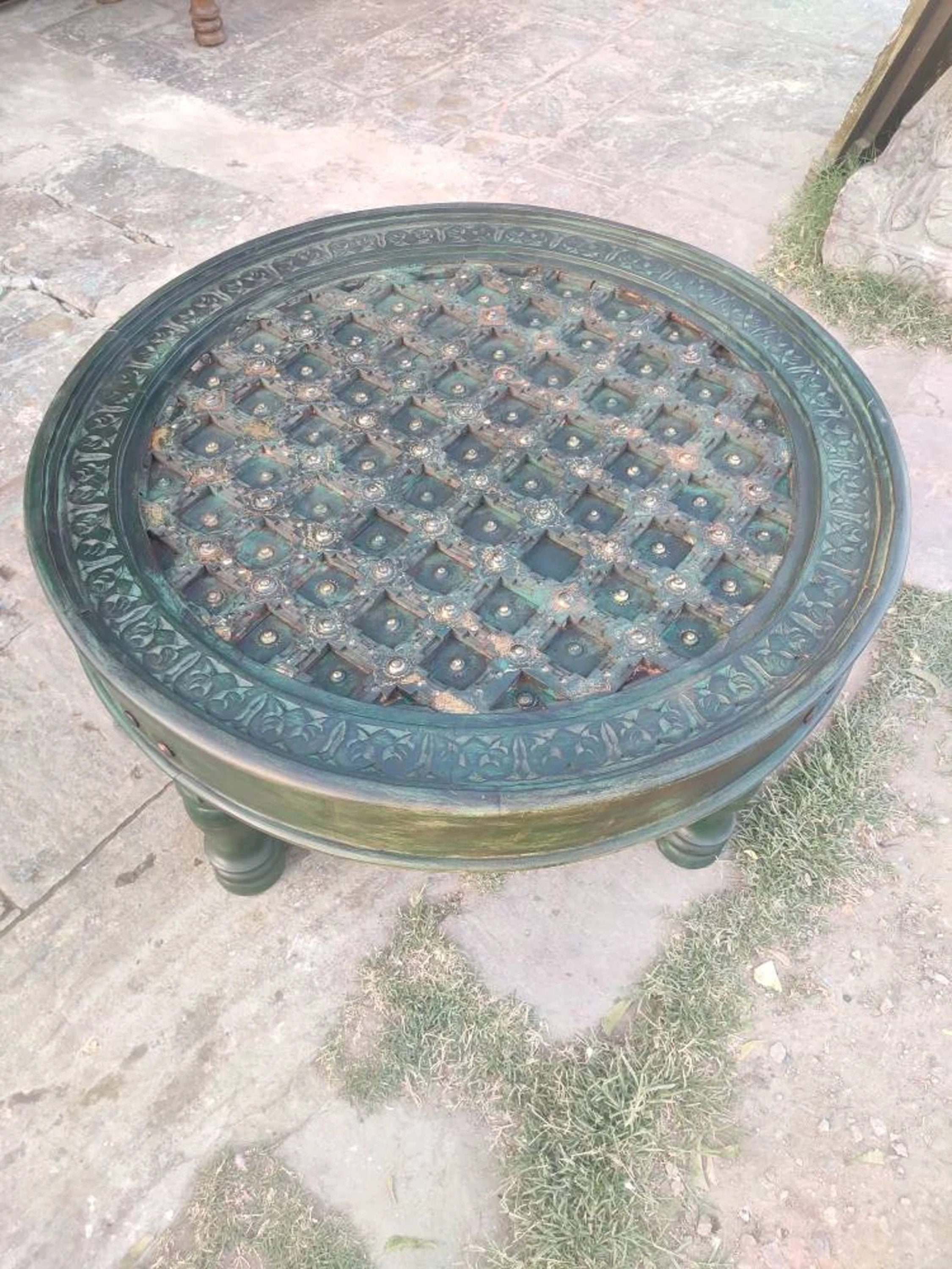 Wooden Vintage Style Round Coffee Table With Carving & Brass Work ...