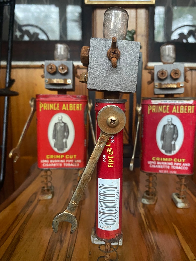 Ideabot - the Wobot Robot - Handmade Robot - Steampunk Assemblage ...