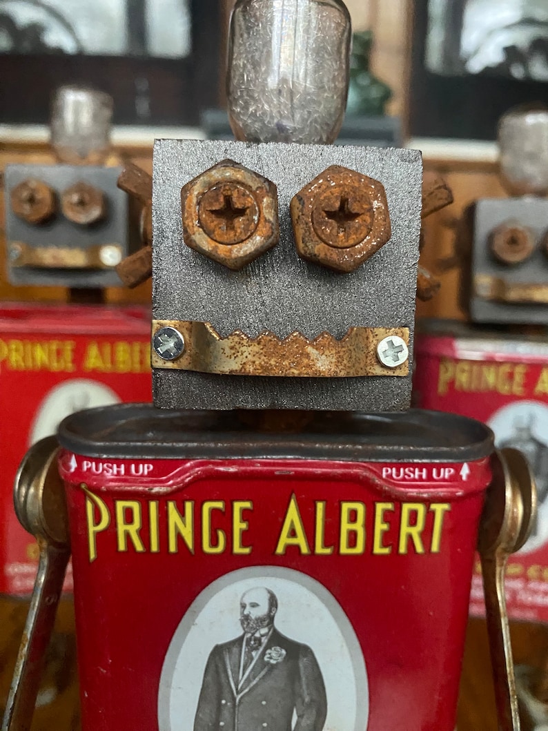 Ideabot - the Wobot Robot - Handmade Robot - Steampunk Assemblage ...