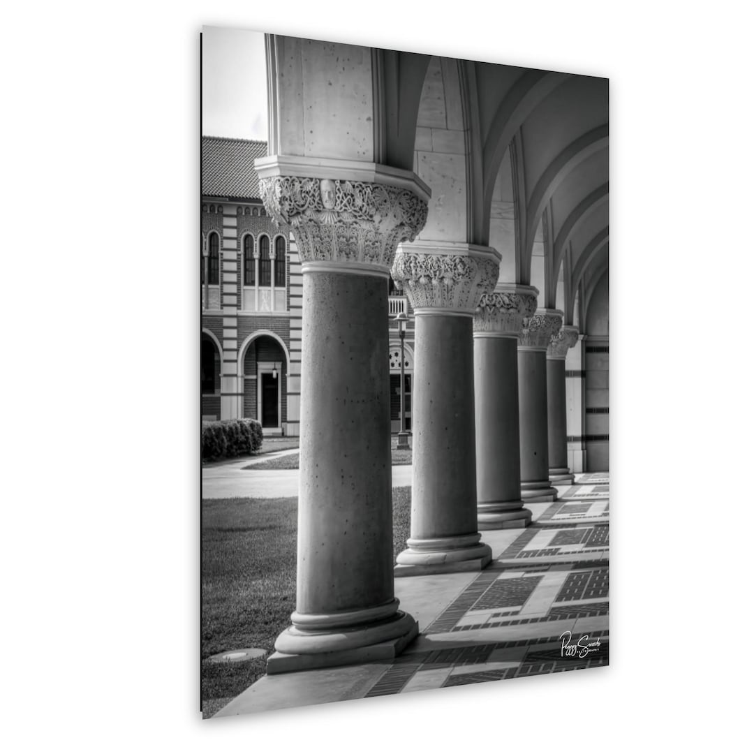 Rice University | Lovett Hall | Attenuated Columns | Houston | Neo ...