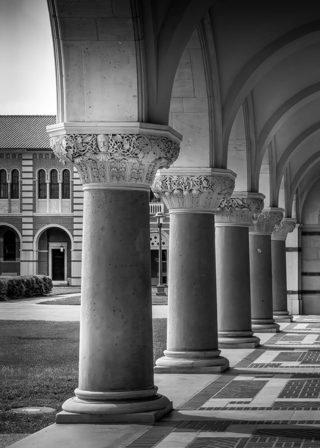 Rice University | Lovett Hall | Attenuated Columns | Houston | Neo ...