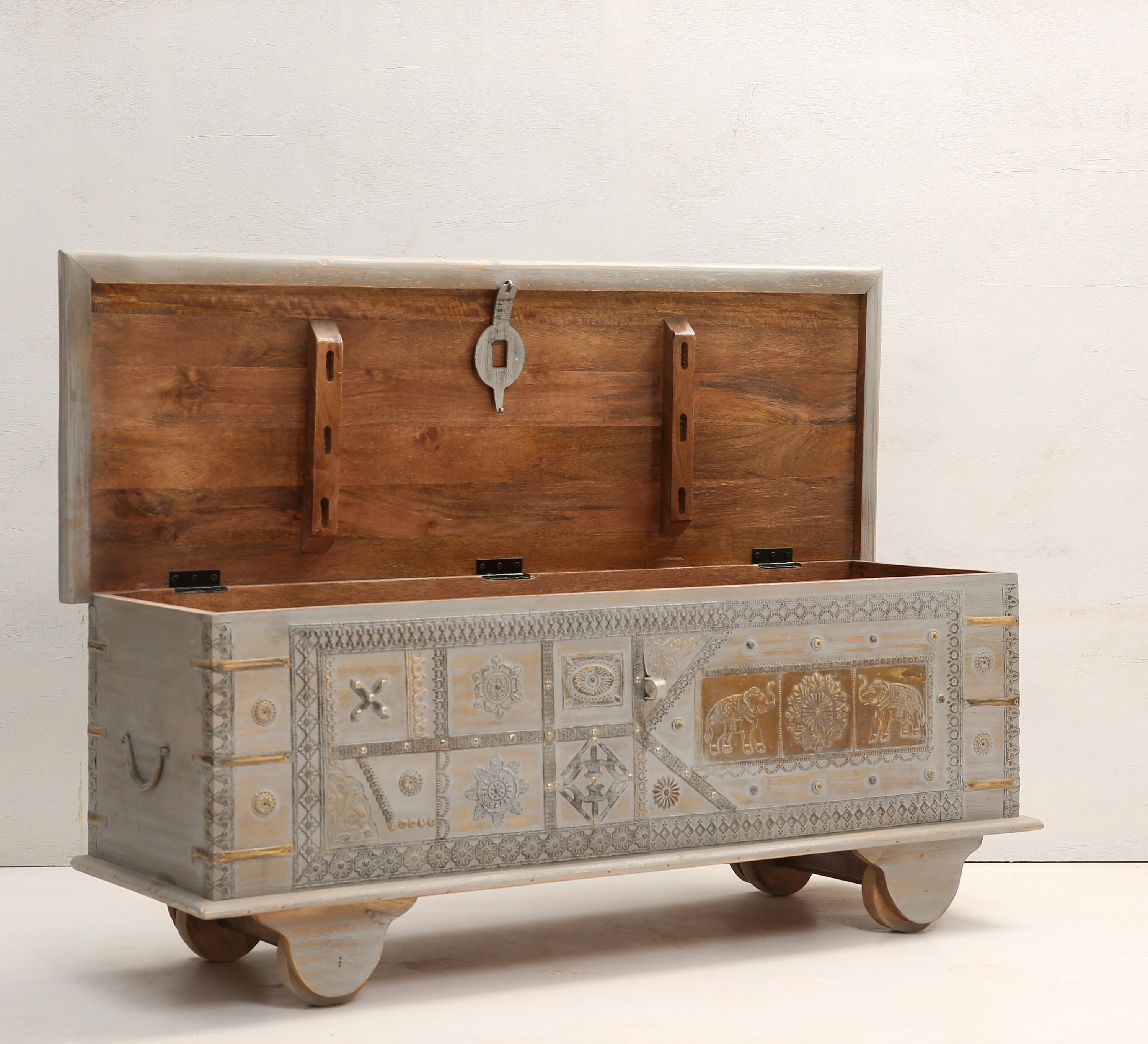 Reclaim Wood Chest Box Bukhara Trunk - Etsy