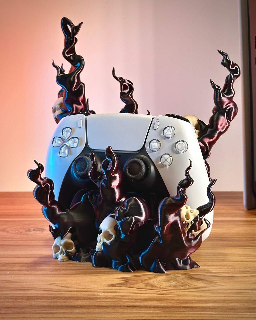 Spooky Skull Controller Stand 3D Printed Dock Halloween Gaming Setup ...