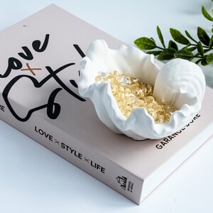 Conch Shell Ornament Bowl | Jewellery Holder | Business Card Holder ...