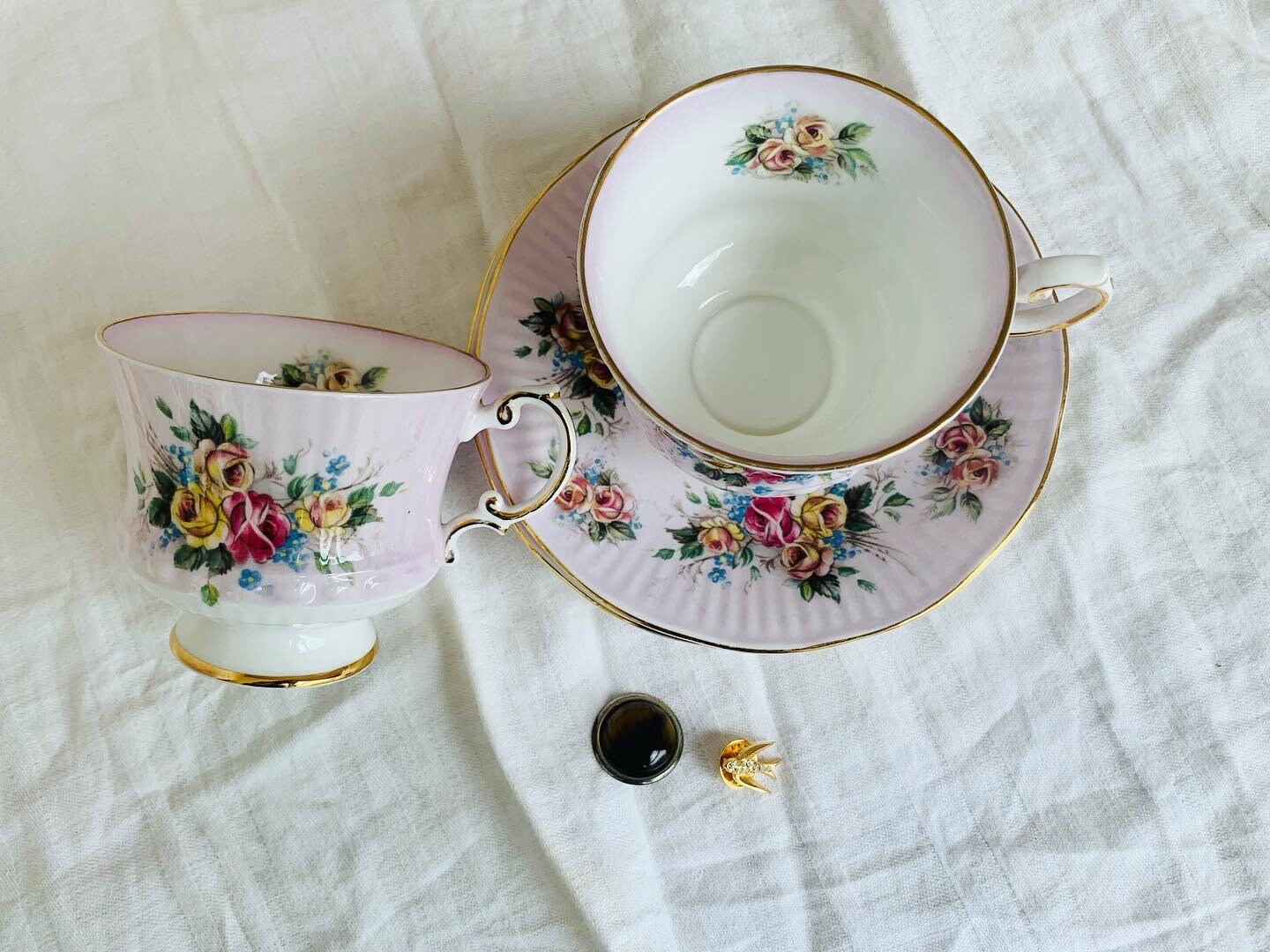 Two Authentic Vintage Porcelain Tea Cups With Plates Elizabethan Fine ...