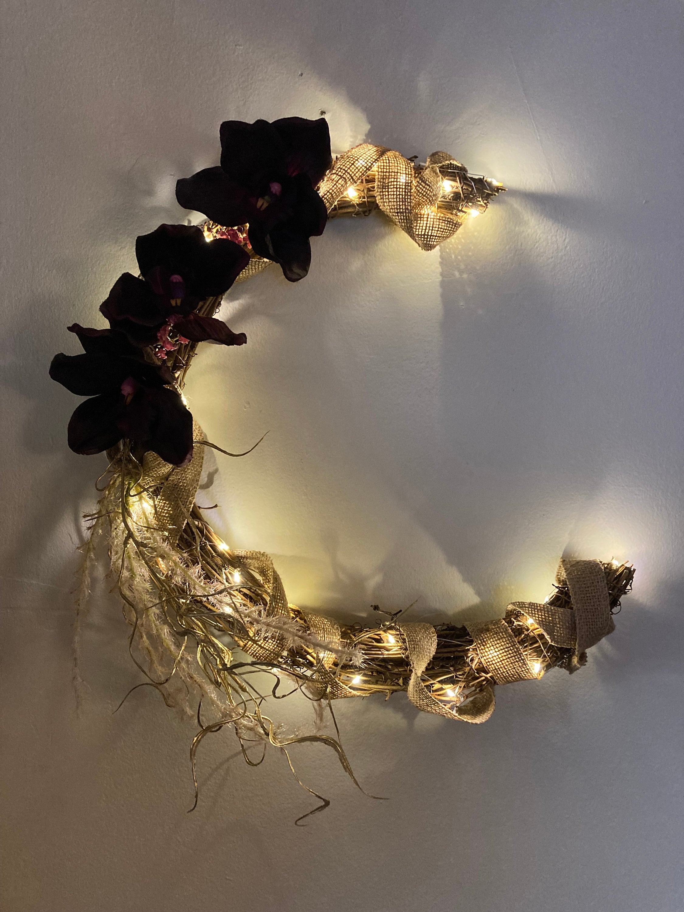 Crescent Moon Floral Wreath large - Etsy