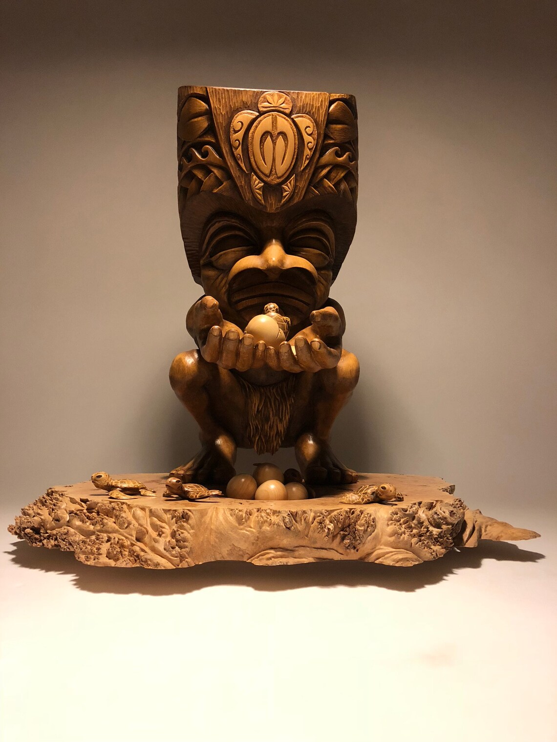 Custom Carved Tiki Statues. Highly Detailed and Unique Hawaiian Tiki ...