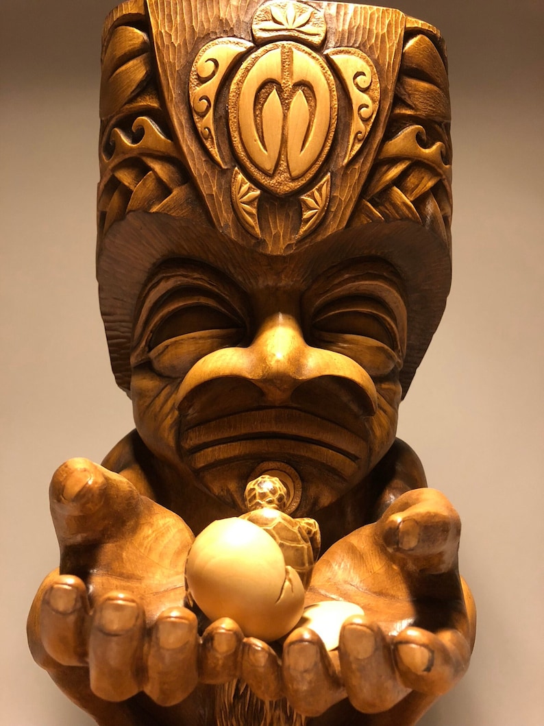 Custom Carved Tiki Statues. Highly Detailed and Unique Hawaiian Tiki ...