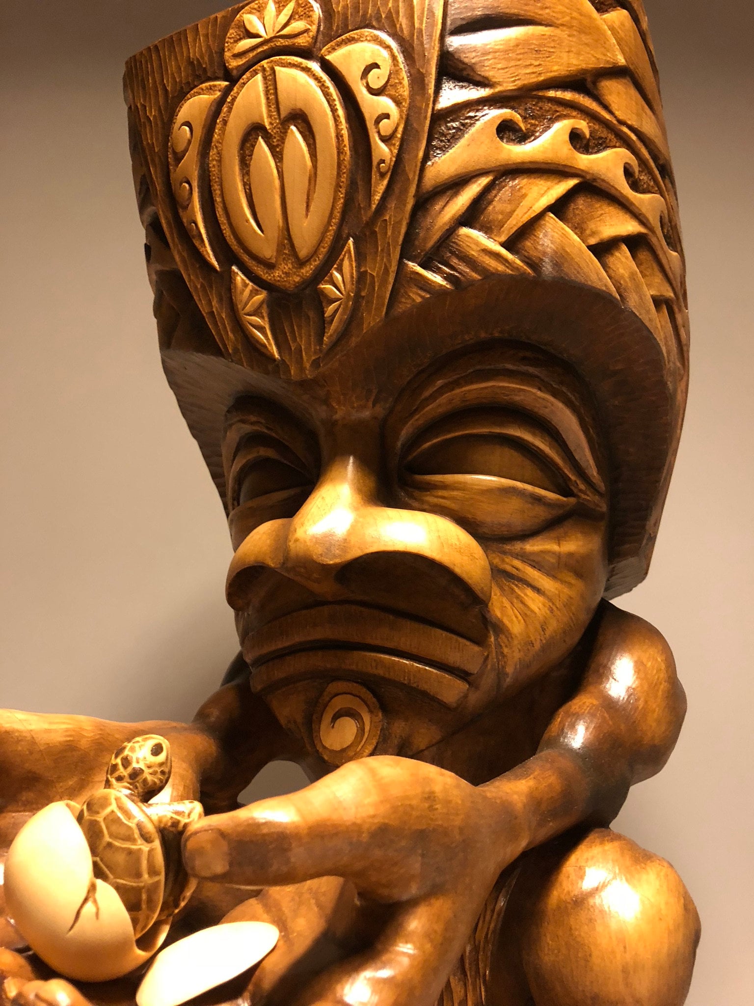Custom Carved Tiki Statues. Highly Detailed and Unique Hawaiian Tiki ...