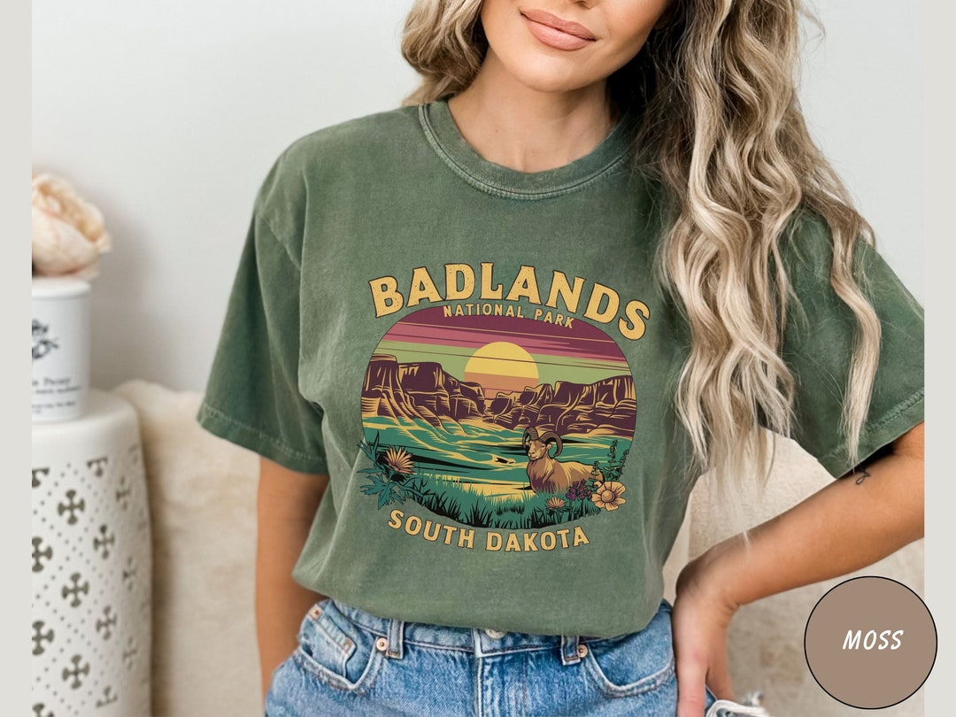 Badlands National Park Shirt, Vintage South Dakota Tshirt, Badlands National Park Gifts, Retro ...