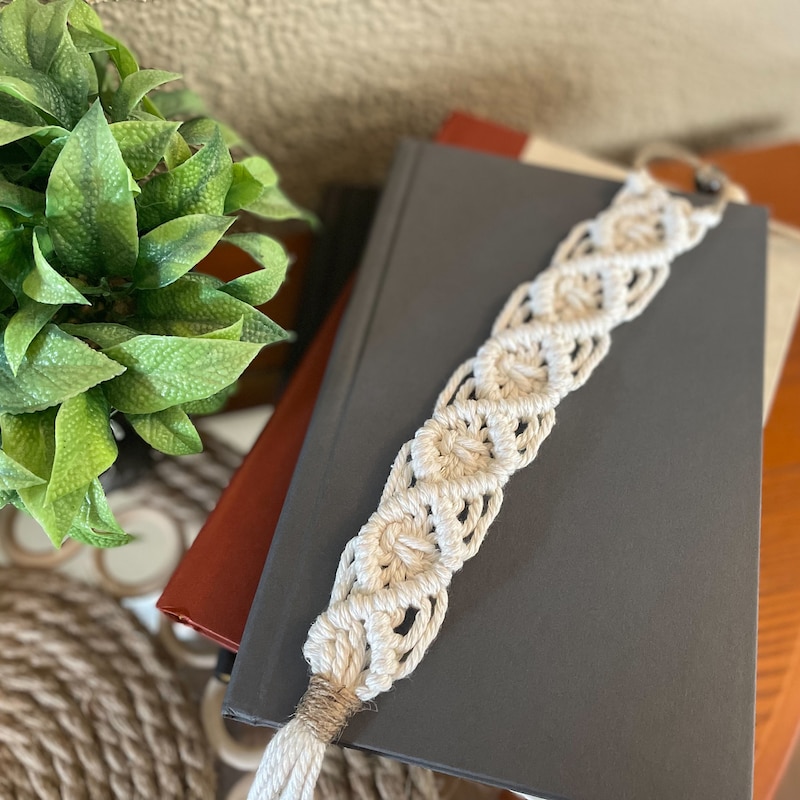 Macrame Bookmarks - Etsy