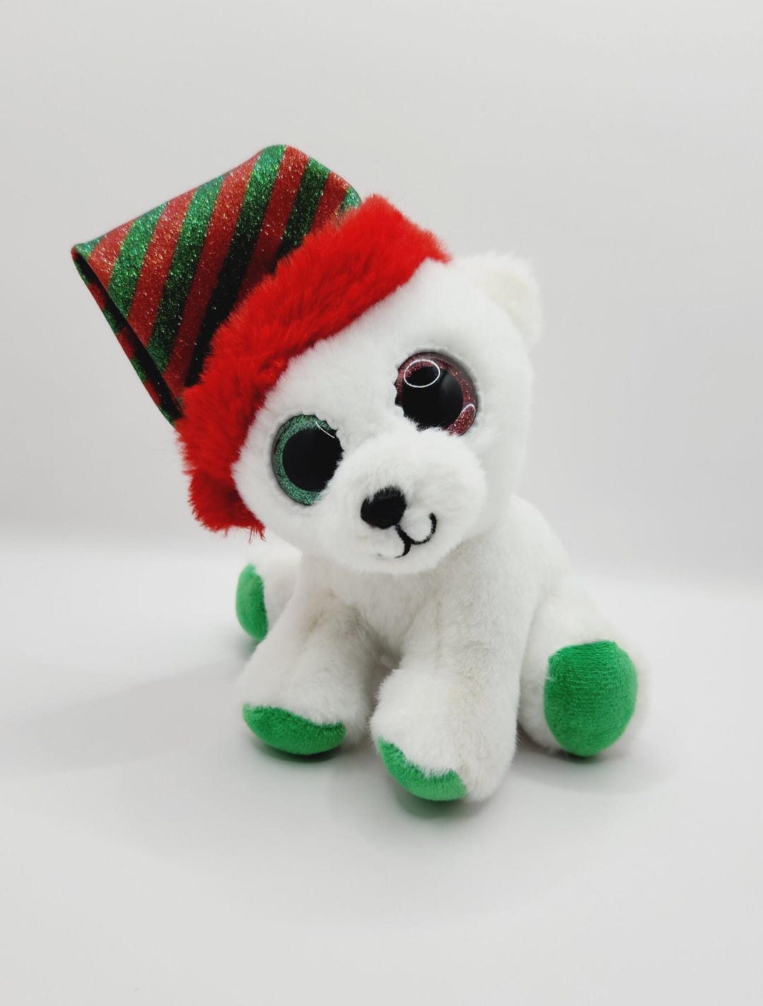 Ty Beanie Boo 'paxton' the Polar Bear Wearing A Christmas Hat (6 Inch ...