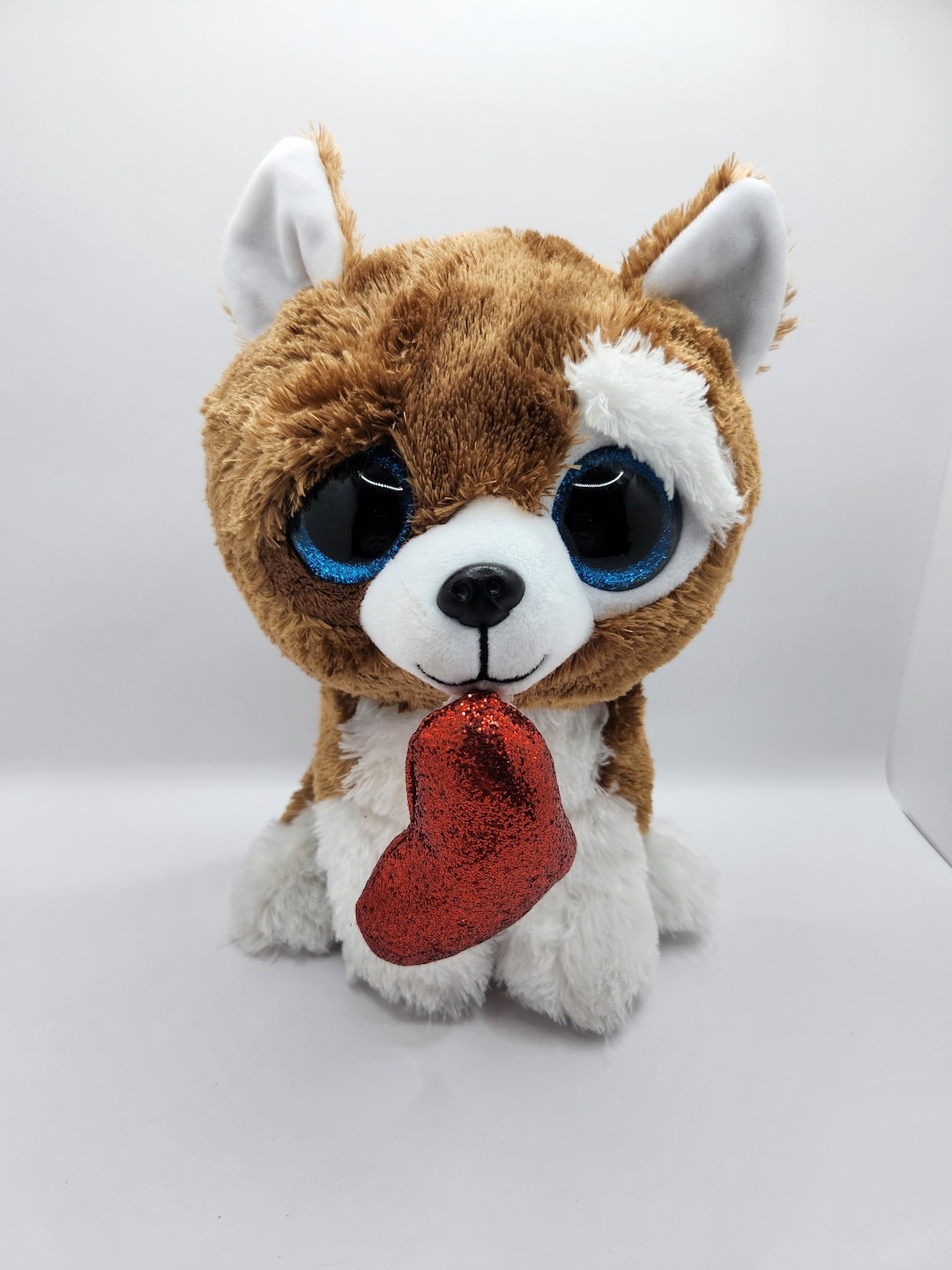 Vintage Ty Beanie Boo 'smootches' the Dog Holding a Heart (medium 9 ...