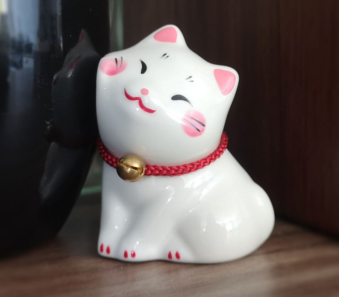 Japanese White Cat Kitten Japanese Ceramic Ornament Desk Buddy Japanese ...