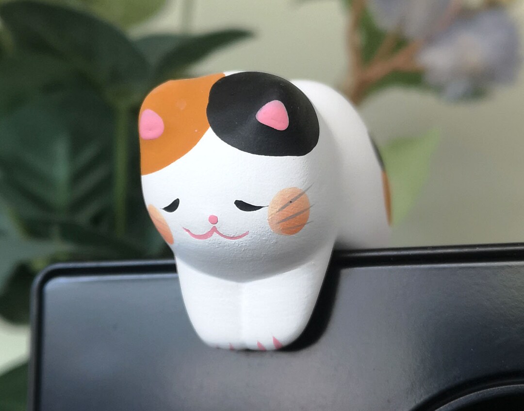 Cute Japanese Calico Cat Desk Buddy Ornament Desktop Ornaments Gift ...