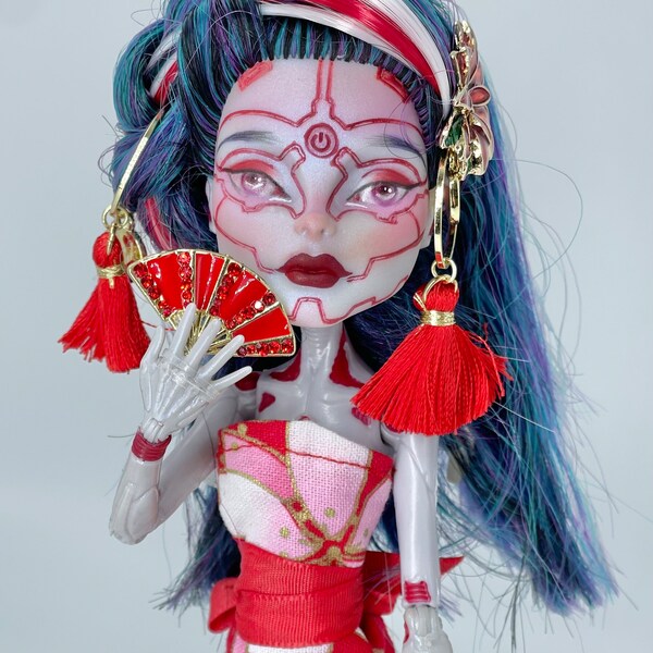 Monster High Repaint - Etsy