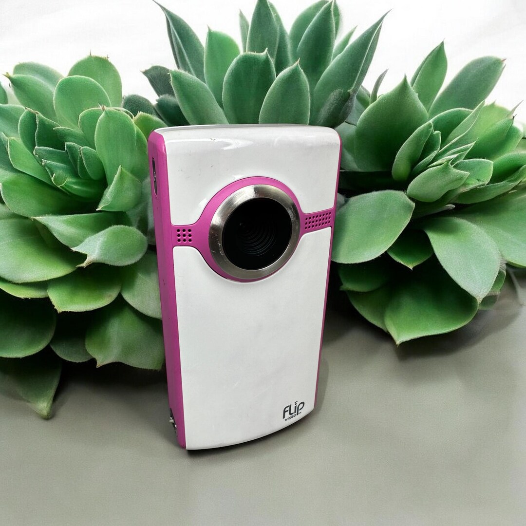Pink Flip Ultra Handheld Camcorder Pink 4gb | Create Y2K Home Movie ...