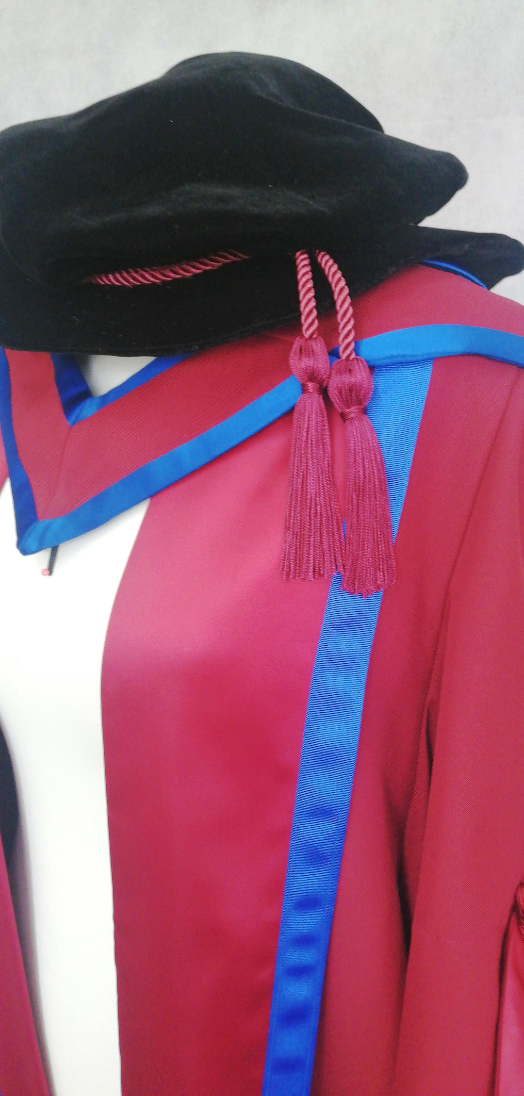 University of London PHD Graduation Set, UOL Phd Bespoke Robes, Made to ...