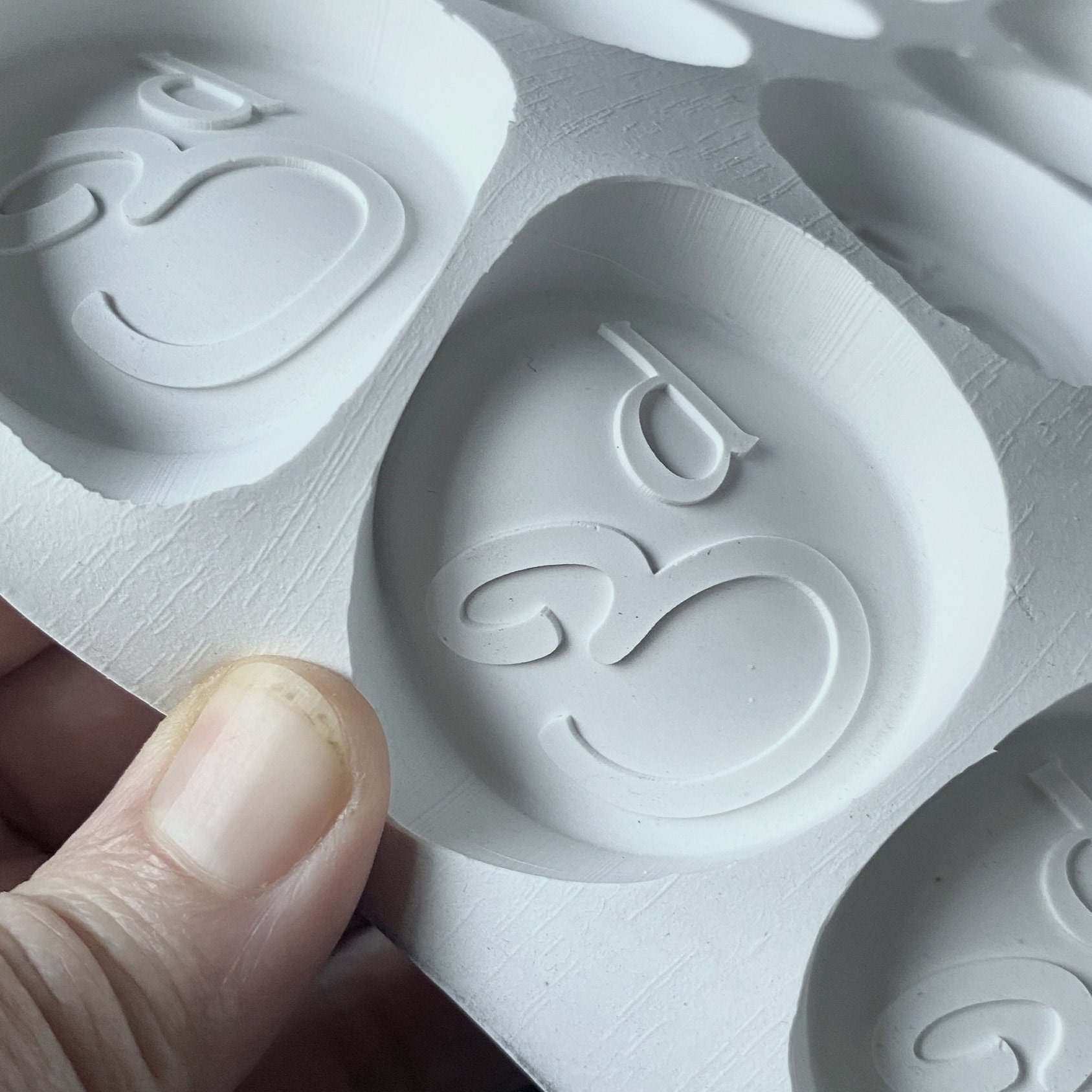 Custom Logo Silicone Mold: 24 Cavity Circular Design [4x1cm] - Etsy