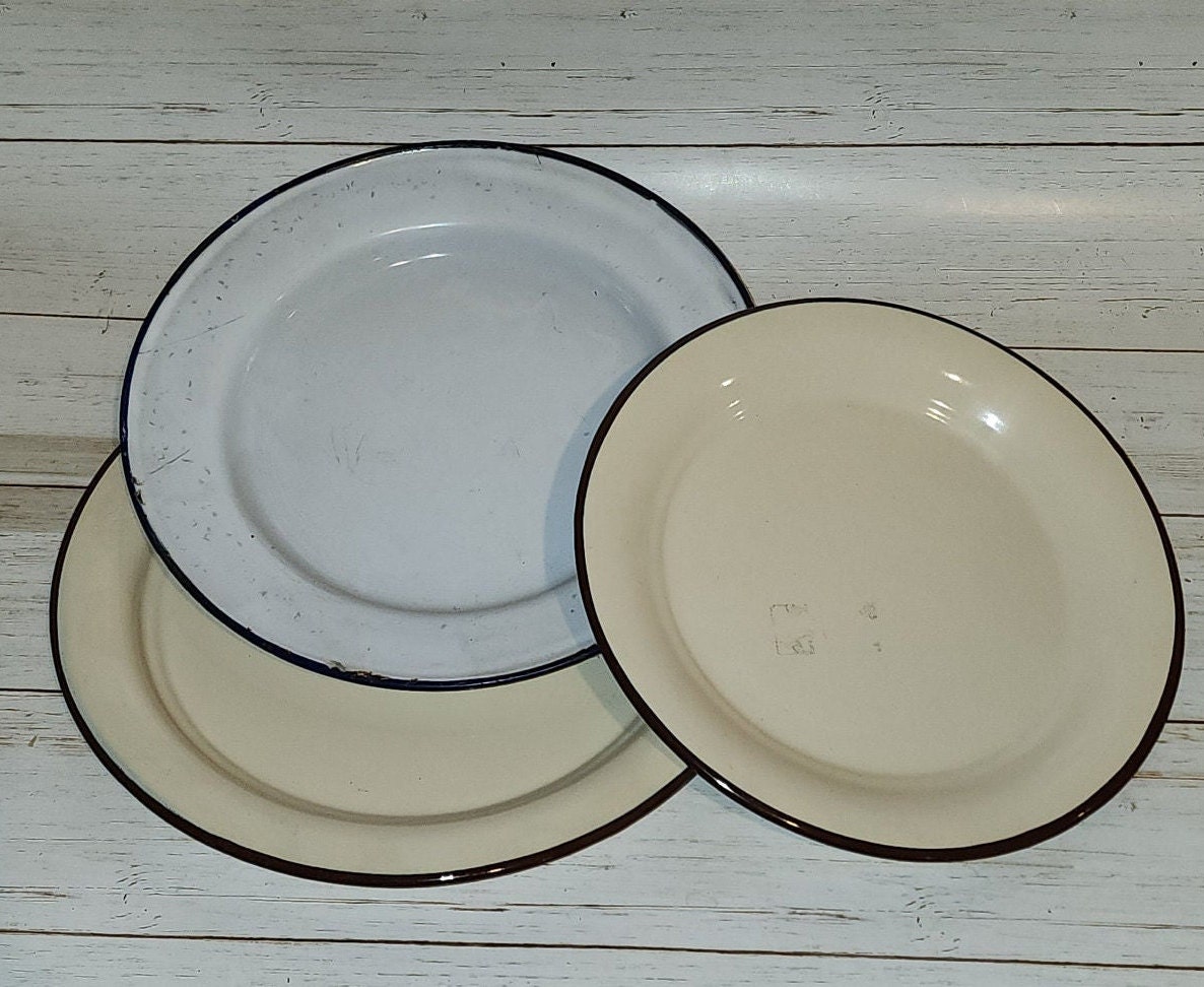 3 ENAMELWARE PLATES in Excellent Shape 2 Are Beige & Brown and the ...
