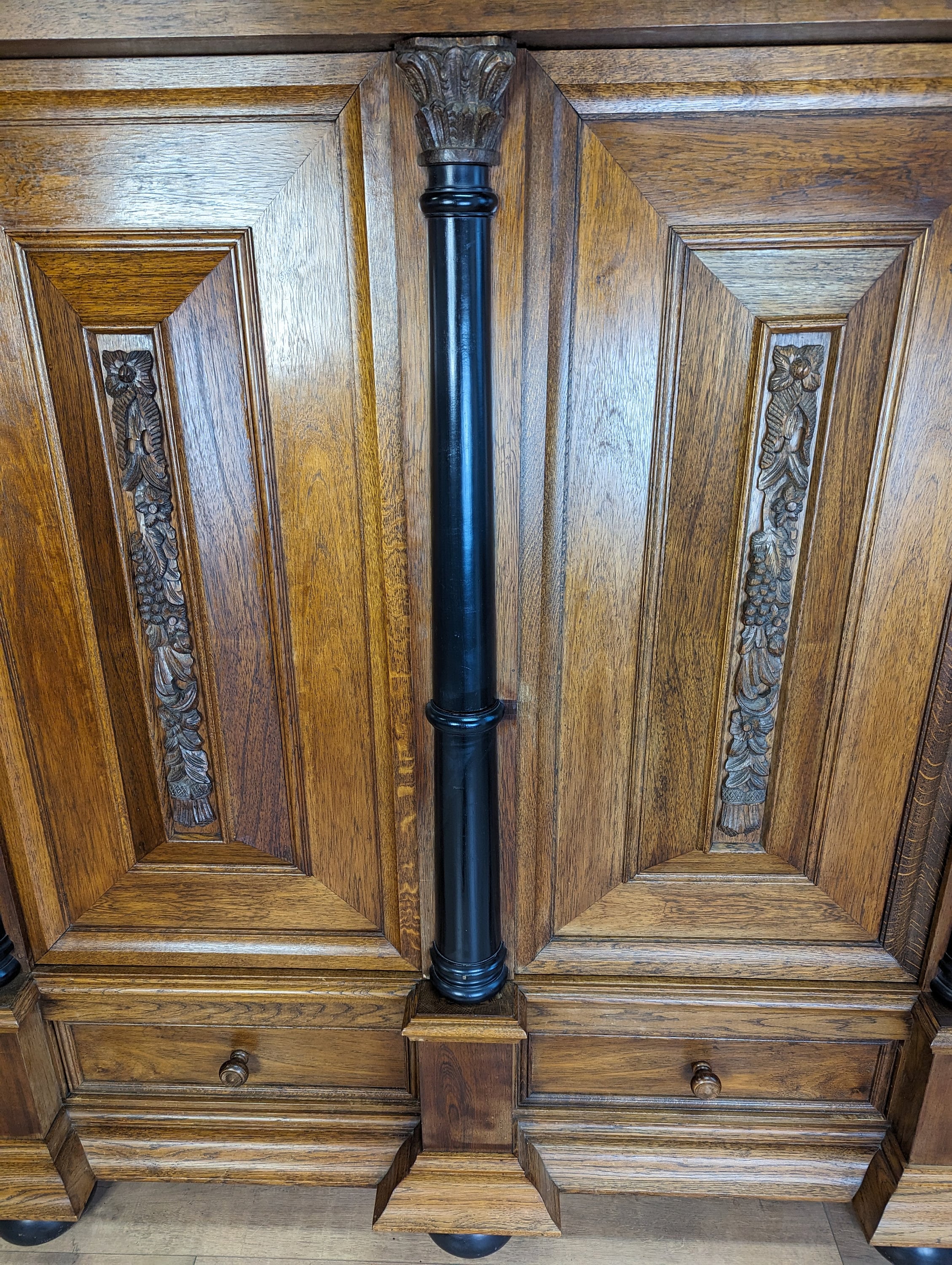 Original Groenlose Column Wardrobe - Etsy UK