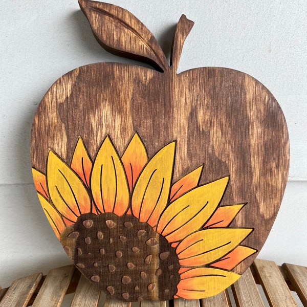 Wood Apple Teacher Sign - Etsy