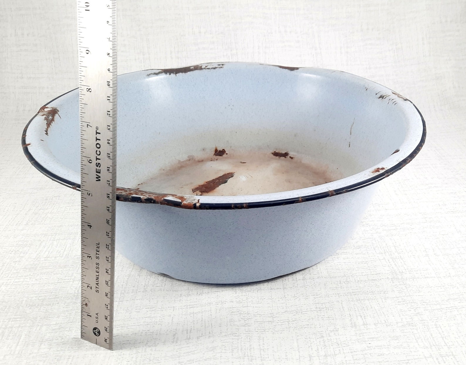 Vintage Rustic Distressed Enamelware Round Tubs Basins White With Red ...