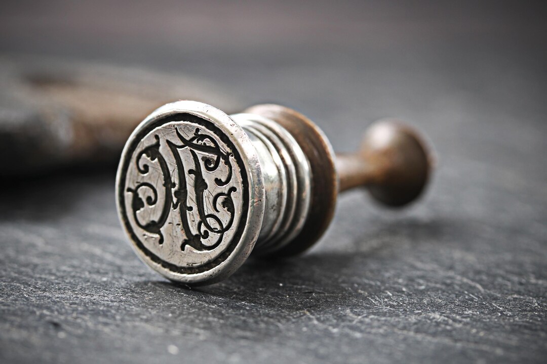 Vintage Wax Seal Monogram JH or JJC Silver Antique Wooden Finial Handle ...