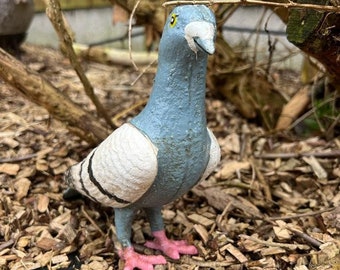 Fab Quirky Cast Iron Pigeon | British Bird Ornament | Standing Pigeon ...