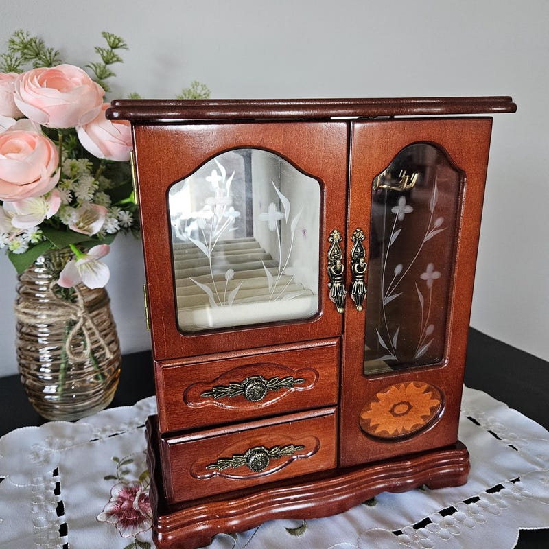Jewelry Box - Etsy Canada