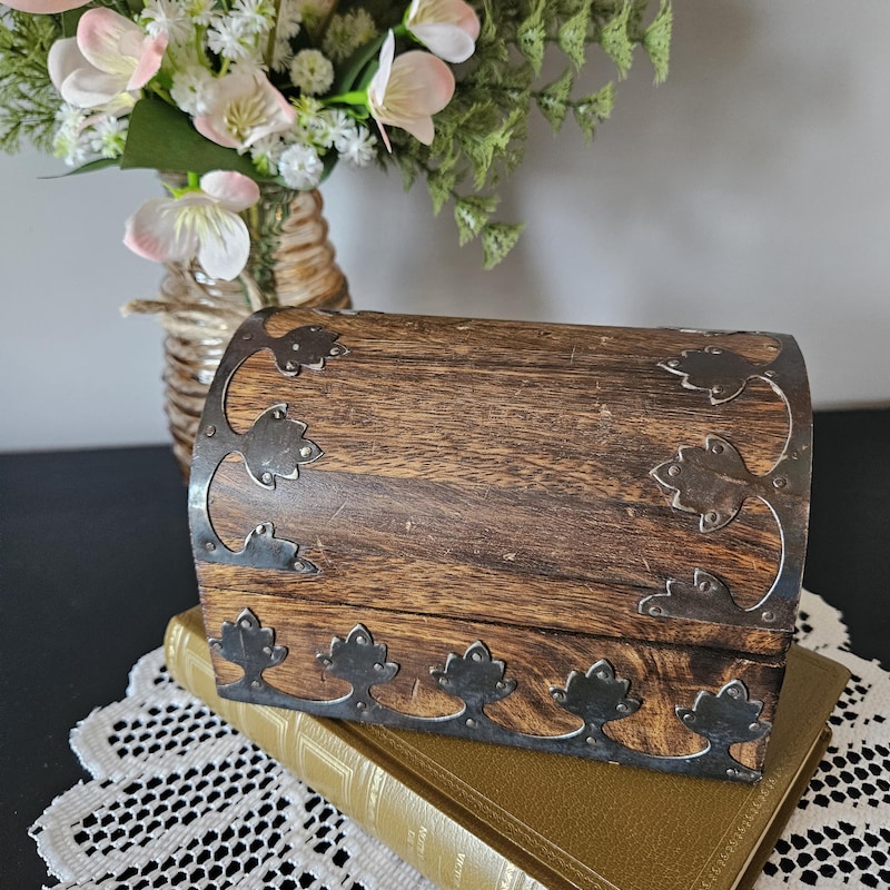 Treasure Chest - Etsy Canada