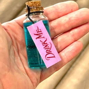 Alice in Wonderland Drink Me Bottle - Etsy