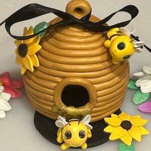 Cute Bee Skep / Hive Bee Decor Bumble Bees Handmade With Clay With ...