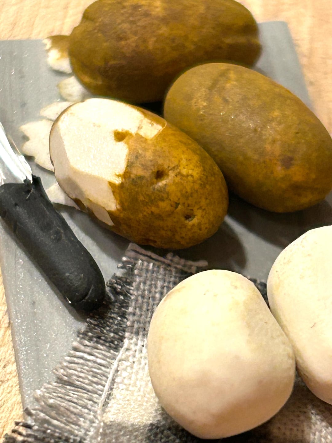 1:12 Scale Potatoes Peeling Scene Kitchen Decor Realistic Handmade ...