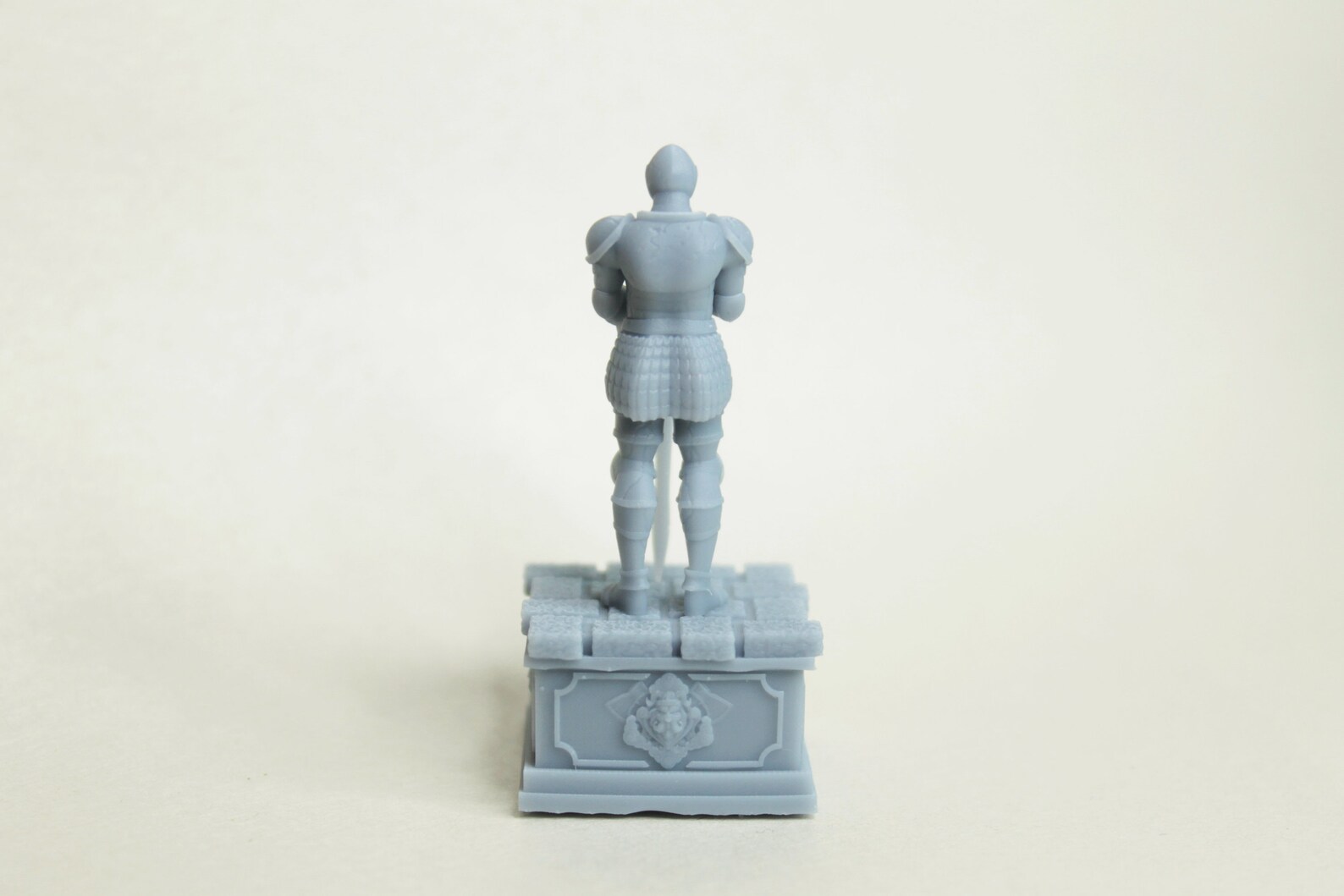 TTRPG Mini Terrain - Stone Knight Statue (unpainted) - Dnd, Pathfinder ...