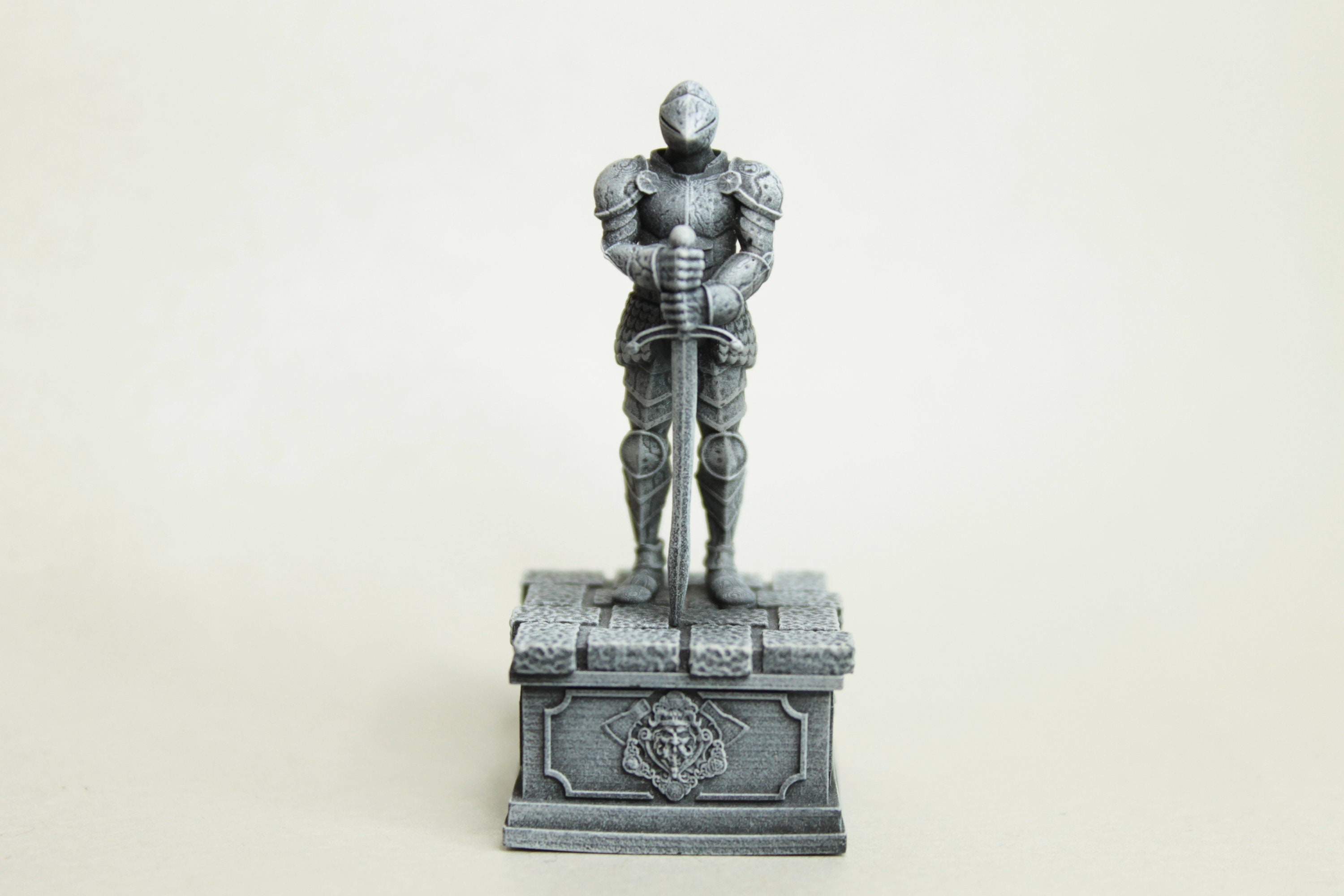 TTRPG Mini Terrain - Stone Knight Statue (unpainted) - Dnd, Pathfinder ...