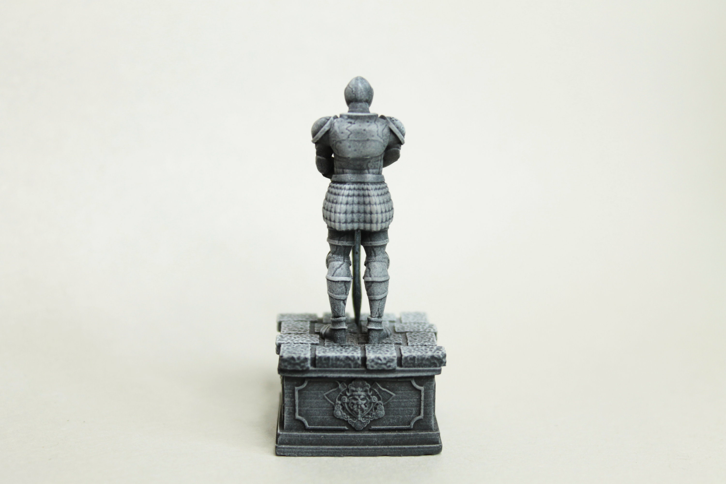 TTRPG Mini Terrain - Stone Knight Statue (unpainted) - Dnd, Pathfinder ...