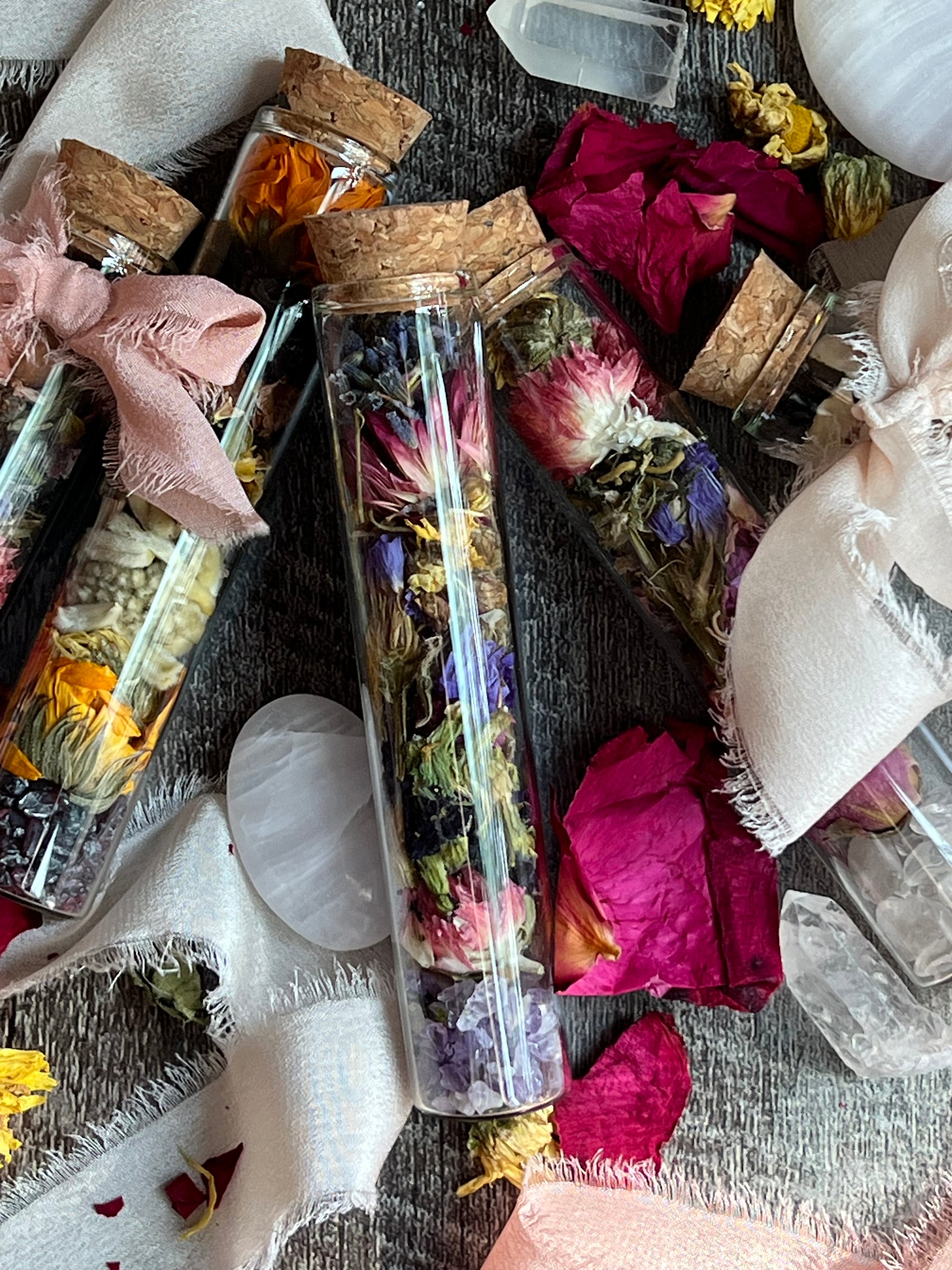 Dried Flower Apothecary Jars, Botanical Glass Vials, Mini Dried ...