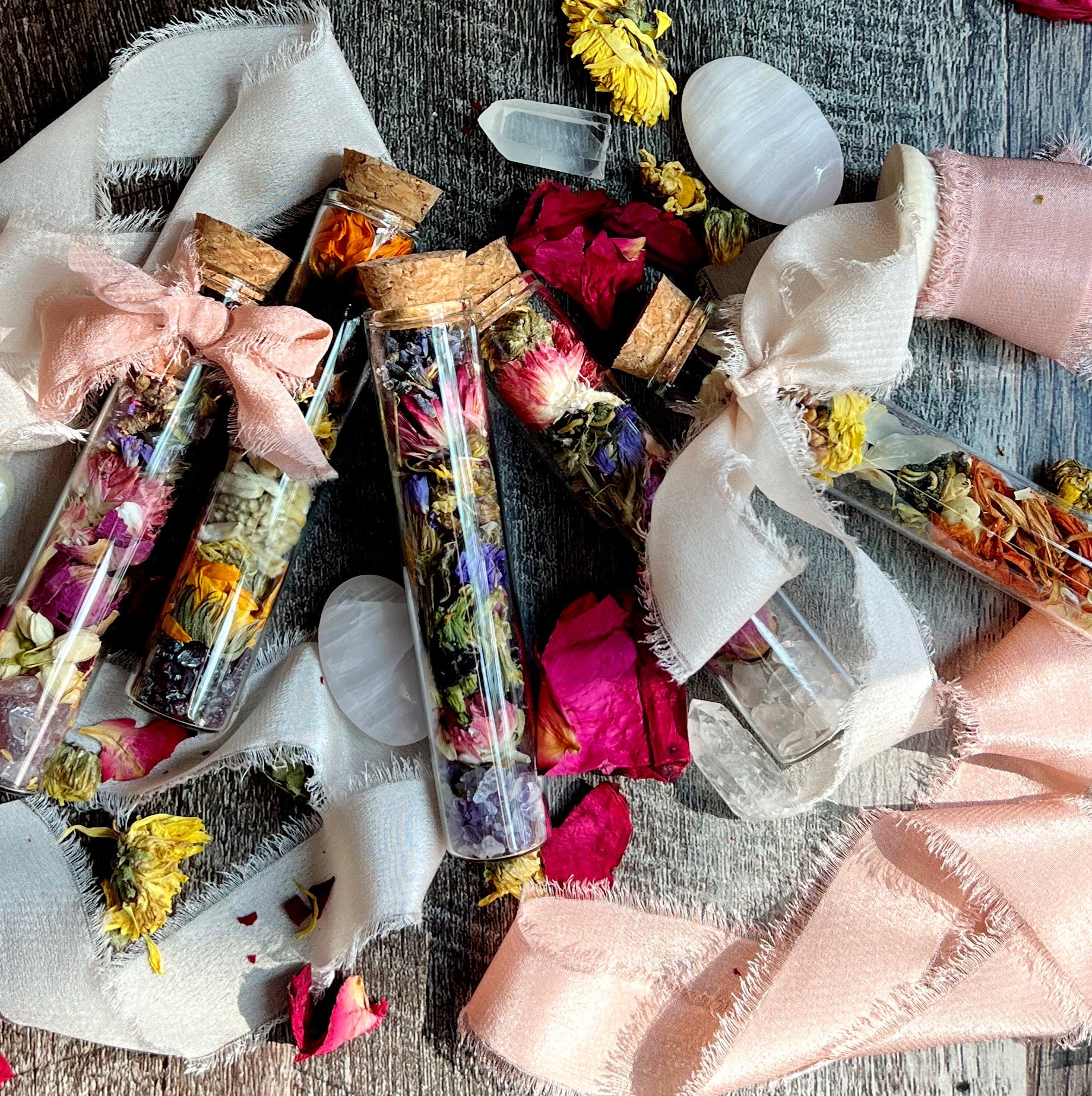 Dried Flower Apothecary Jars, Botanical Glass Vials, Mini Dried ...