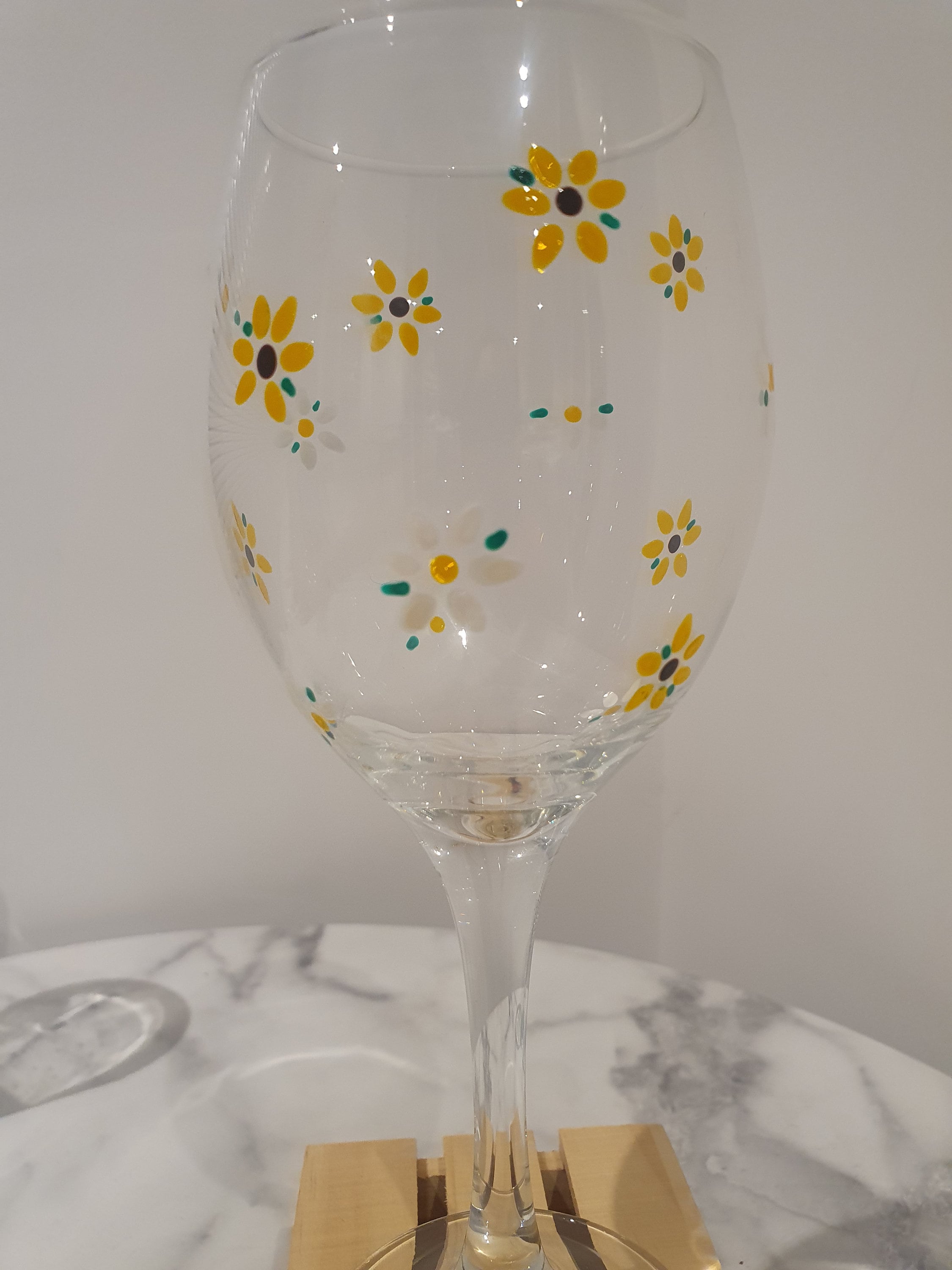 Daisy & Sunflower Wine Glass perfect Gift or Treat for Yourself Wine ...