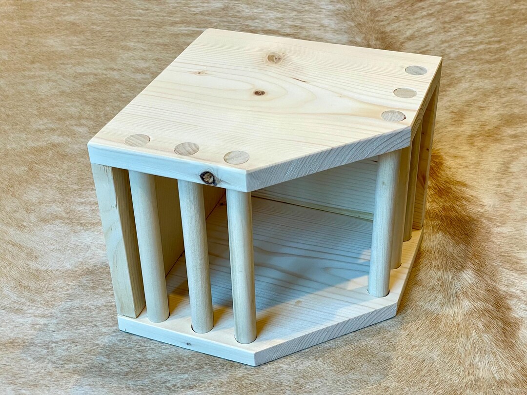 Critter Diamond Corner Hideout - Etsy