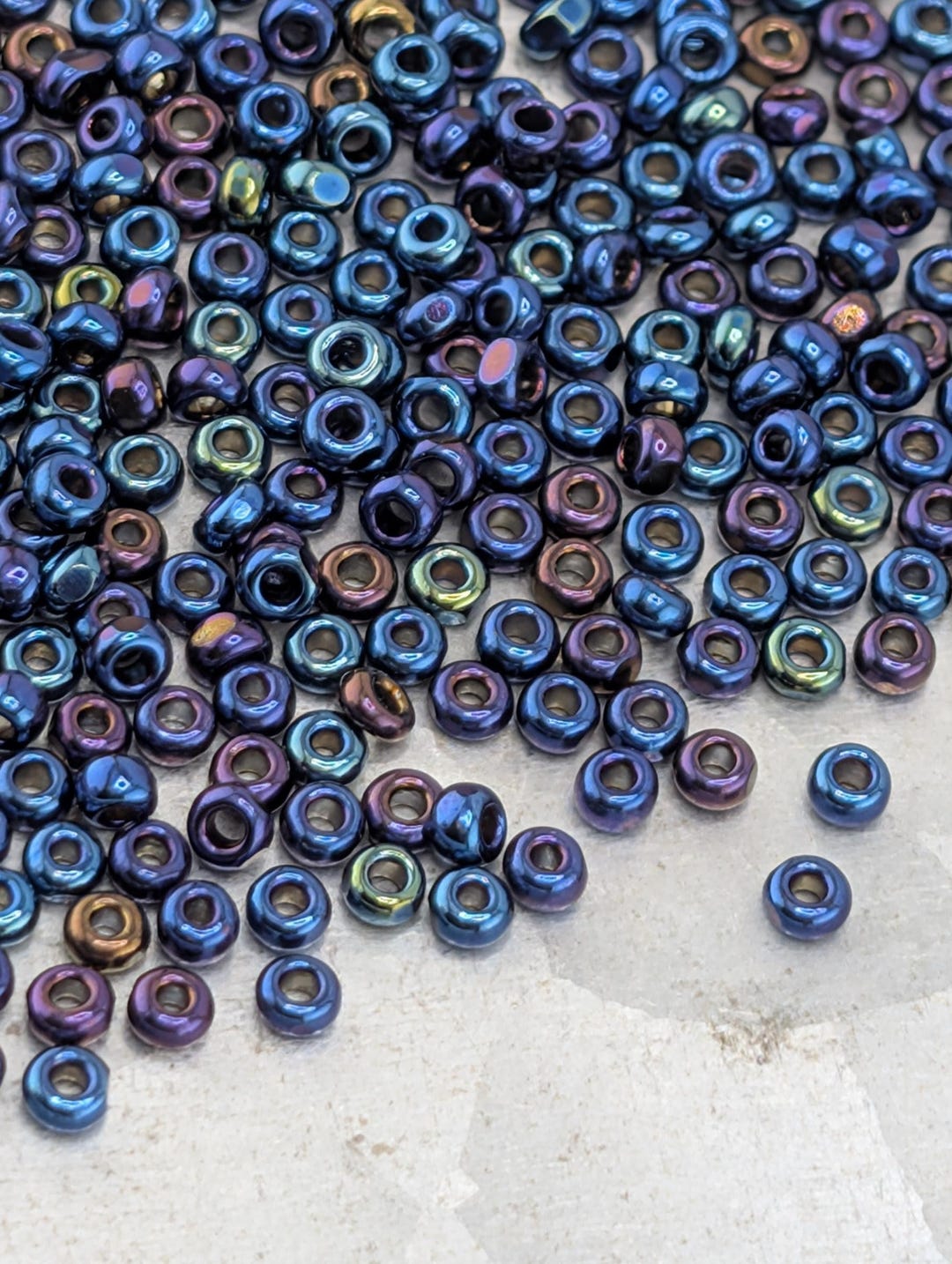 Opaque Blue Iris True Cuts 11c | Preciosa Ornela Seed Beads | Size 8/0 ...