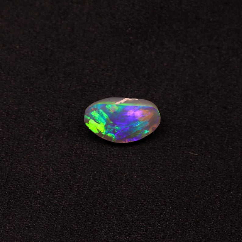 Dark Crystal Opal With Rare Pattern From Lightning Ridge, Australia ...