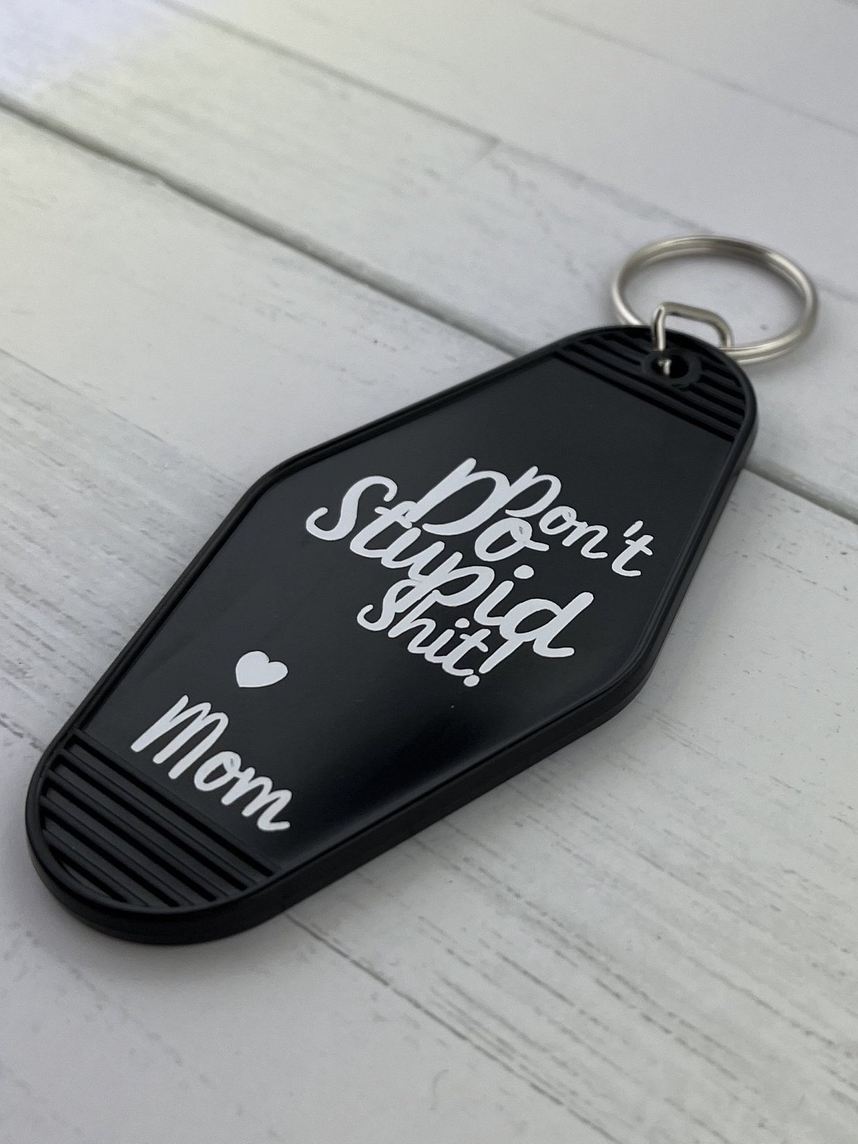 Old School Black and White Motel Keychain - Etsy